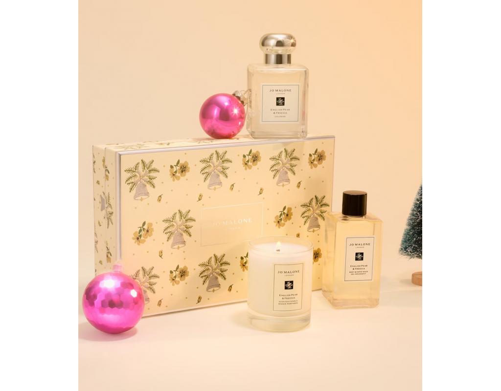 Jo Malone London English Pear & Freesia Collection